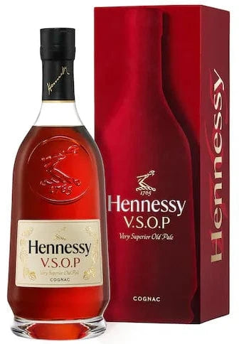 Hennessy VSOP Cognac Gift Box 70cl – Threshers